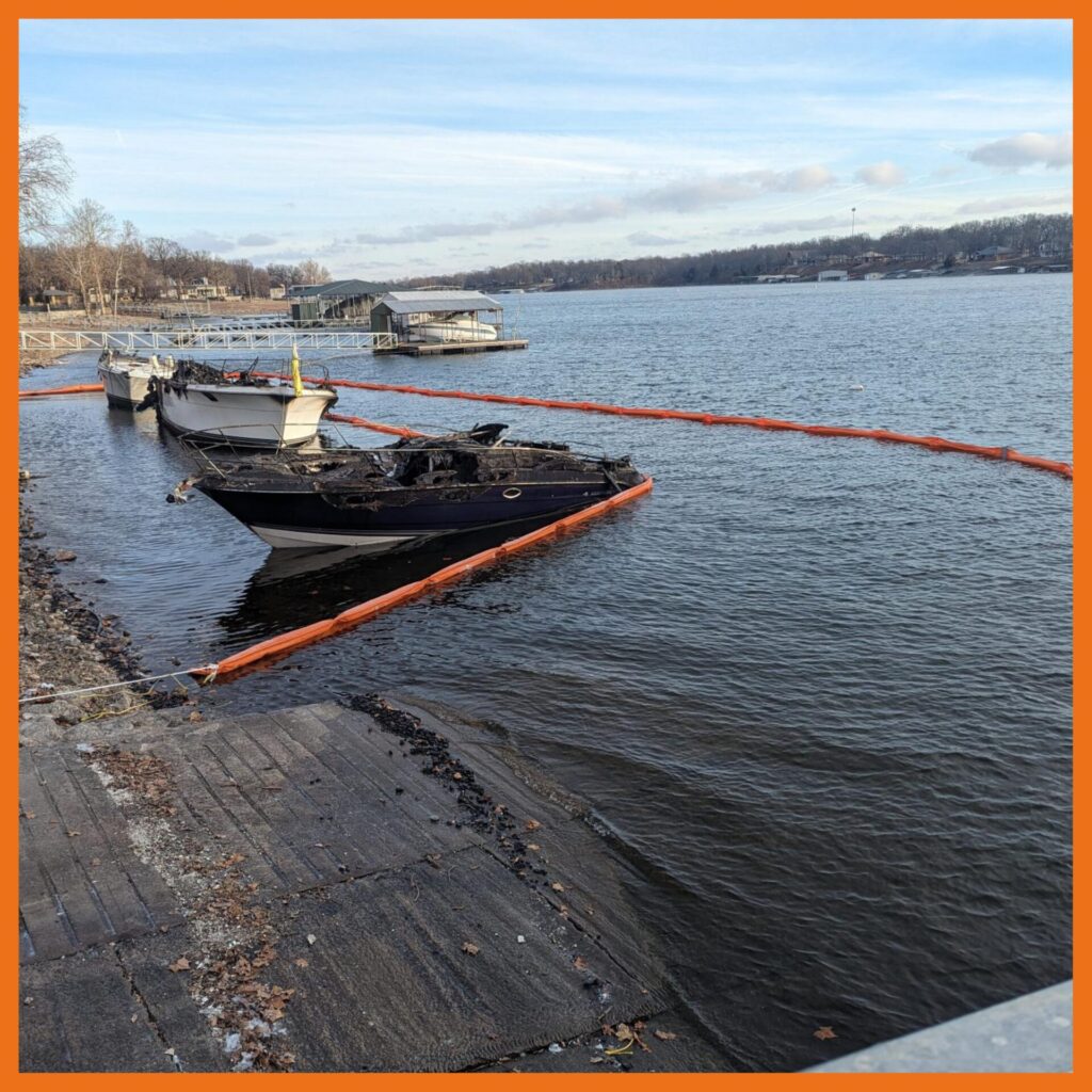ACME Environmental Fastwater Containment Boom - 12"H, 6" Freeboard x 6 ...
